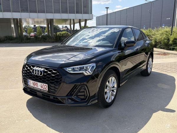Black Audi Q3 Sportback 2021 in Vilnius, with an engine capacity of 1.97 L and mileage of 99 thousand km for 25900 €, photo 5 on AUTOMOTO.COM.LV