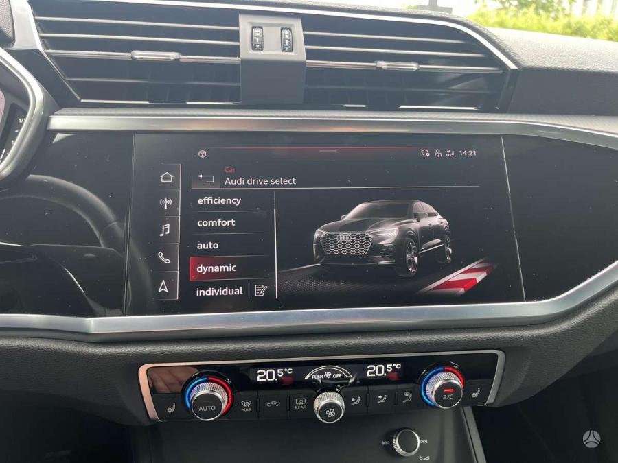 Black Audi Q3 Sportback 2021 in Vilnius, with an engine capacity of 1.97 L and mileage of 99 thousand km for 25900 €, photo 26 on AUTOMOTO.COM.LV