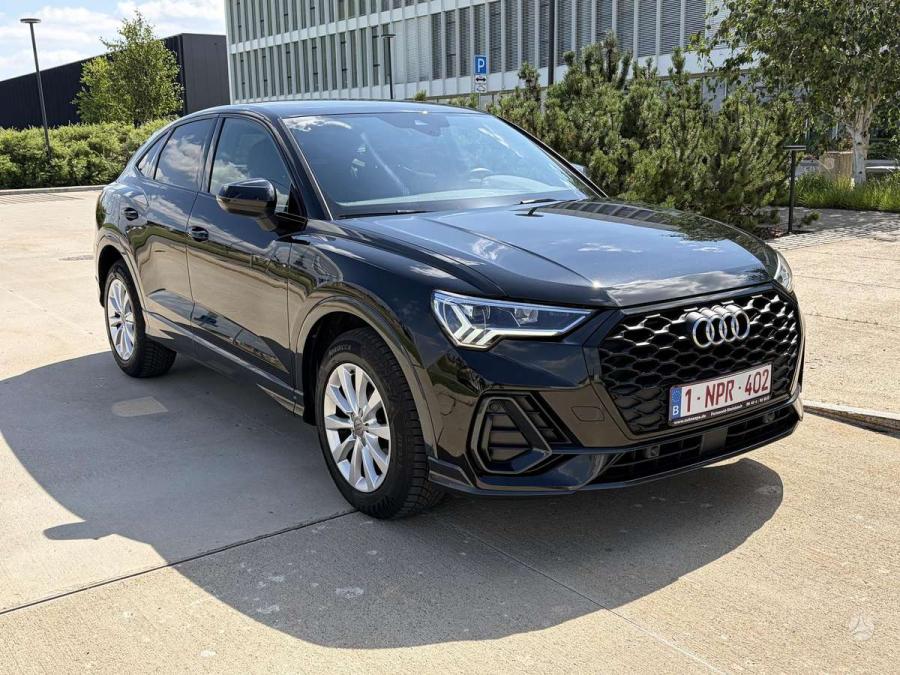 Melns Audi Q3 Sportback 2021 Viļņa, ar dzinēja tilpumu 1.97 L un nobraukumu 99 tūkst. km par 25900 €, foto 4 vietnē AUTOMOTO.COM.LV