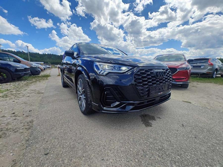Black Audi Q3 Sportback 2021 in Vilnius, with an engine capacity of 2.00 L and mileage of 280 thousand km for 19500 €, photo 7 on AUTOMOTO.COM.LV