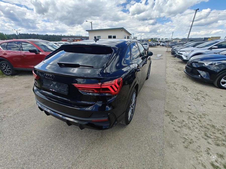 Black Audi Q3 Sportback 2021 in Vilnius, with an engine capacity of 2.00 L and mileage of 280 thousand km for 19500 €, photo 10 on AUTOMOTO.COM.LV