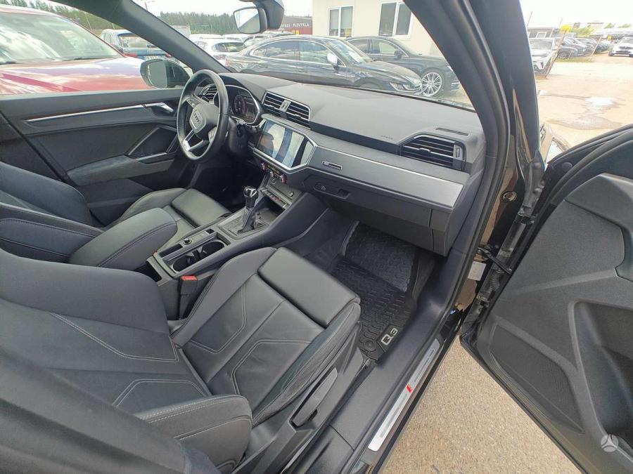 Black Audi Q3 Sportback 2021 in Vilnius, with an engine capacity of 2.00 L and mileage of 280 thousand km for 19500 €, photo 20 on AUTOMOTO.COM.LV