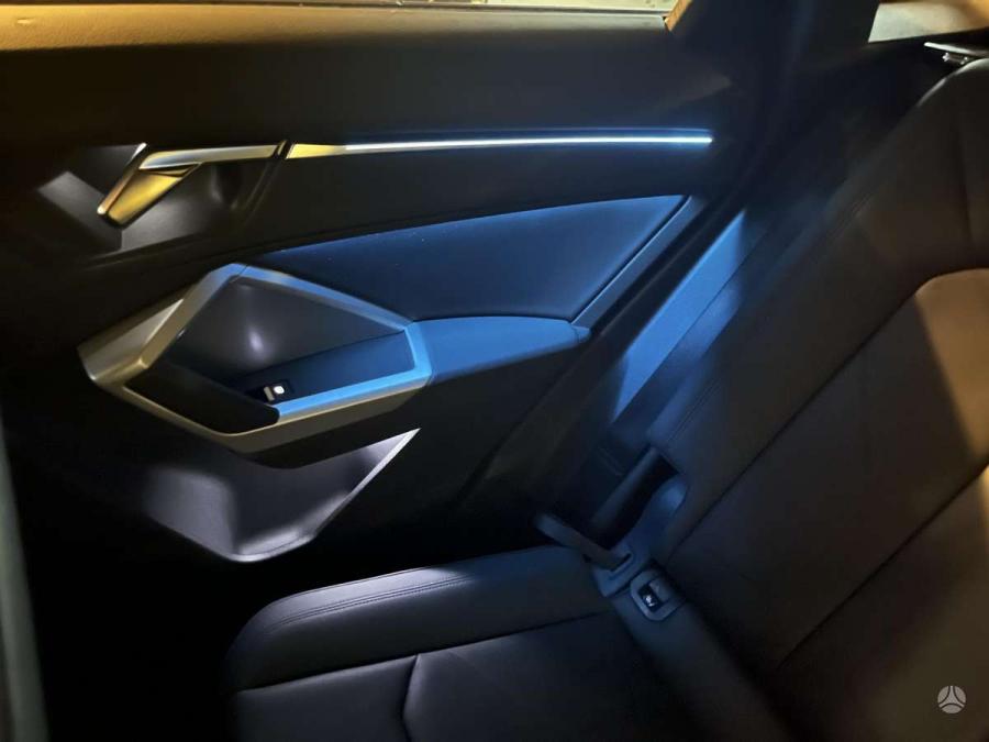 Черный Ауди Q3 Sportback 2021 в Вильнюс, объемом двигателя 1.97 л и пробегом 99 тыс. км за 25200 €, фото 23 на AUTOMOTO.COM.LV