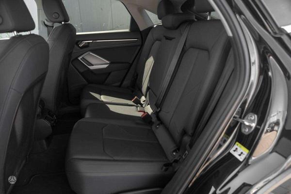 Melns Audi Q3 Sportback 2023 Viļņa, ar dzinēja tilpumu 1.50 L un nobraukumu 25 tūkst. km par 34950 €, foto 9 vietnē AUTOMOTO.COM.LV
