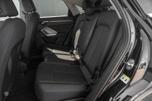 Melns Audi Q3 Sportback 2023 Viļņa, ar dzinēja tilpumu 1.50 L un nobraukumu 25 tūkst. km par 34950 €, foto 10 vietnē AUTOMOTO.COM.LV