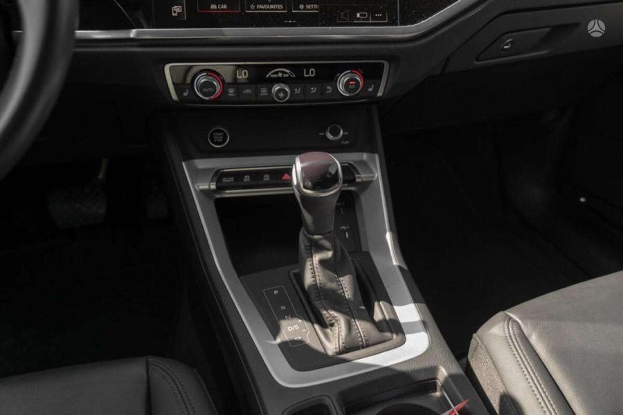 Melns Audi Q3 Sportback 2023 Viļņa, ar dzinēja tilpumu 1.50 L un nobraukumu 25 tūkst. km par 34950 €, foto 15 vietnē AUTOMOTO.COM.LV