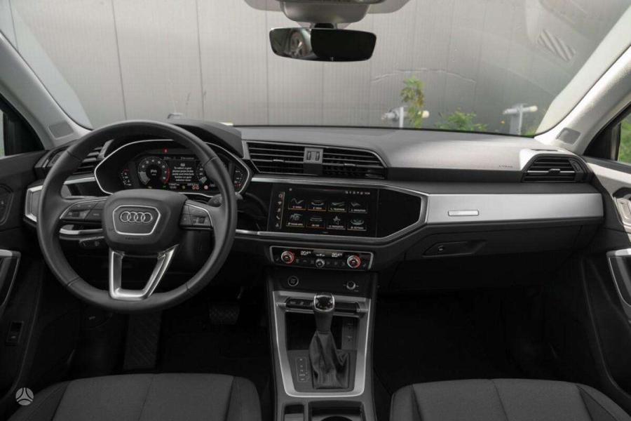 Black Audi Q3 Sportback 2024 in Vilnius, with an engine capacity of 1.50 L and mileage of 12 thousand km for 34750 €, photo 18 on AUTOMOTO.COM.LV