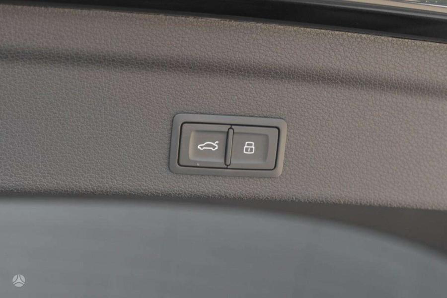 Black Audi Q3 Sportback 2024 in Vilnius, with an engine capacity of 1.50 L and mileage of 12 thousand km for 34750 €, photo 22 on AUTOMOTO.COM.LV