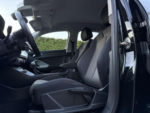 Ауди Q3 Sportback 2022 в Пярну на AUTOMOTO.COM.LV Черный Ауди Q3 Sportback 2022 в Пярну, объемом двигателя 1.40 л и пробегом 74 тыс. км за 26900 €, фото 8 на AUTOMOTO.COM.LV