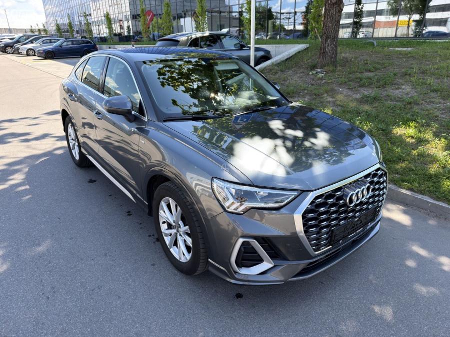 Pelēks Audi Q3 Sportback 2020 Panevēža, ar dzinēja tilpumu 2.00 L un nobraukumu 215 tūkst. km par 22000 €, foto 3 vietnē AUTOMOTO.COM.LV