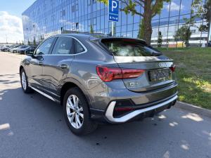 Pelēks Audi Q3 Sportback 2020 Panevēža, ar dzinēja tilpumu 2.00 L un nobraukumu 215 tūkst. km par 22000 €, foto 9 vietnē AUTOMOTO.COM.LV
