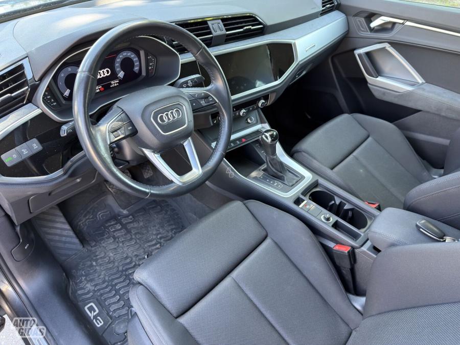 Pelēks Audi Q3 Sportback 2020 Panevēža, ar dzinēja tilpumu 2.00 L un nobraukumu 215 tūkst. km par 22000 €, foto 16 vietnē AUTOMOTO.COM.LV