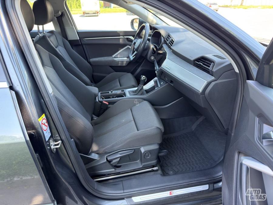 Pelēks Audi Q3 Sportback 2020 Panevēža, ar dzinēja tilpumu 2.00 L un nobraukumu 215 tūkst. km par 22000 €, foto 20 vietnē AUTOMOTO.COM.LV