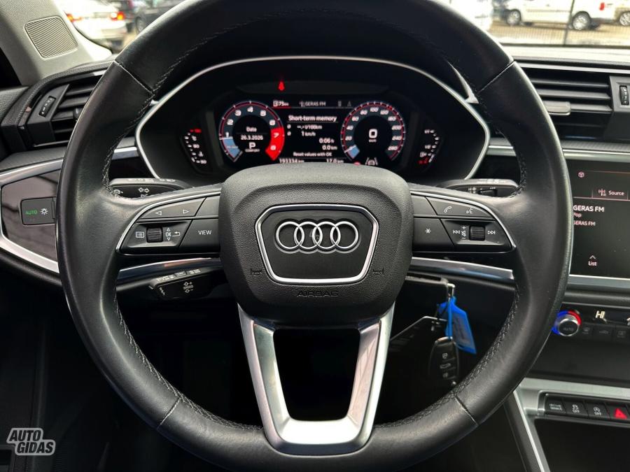 Grey Audi Q3 Sportback 2022 in Kaunas, with an engine capacity of 1.50 L and mileage of 193 thousand km for 22900 €, photo 8 on AUTOMOTO.COM.LV