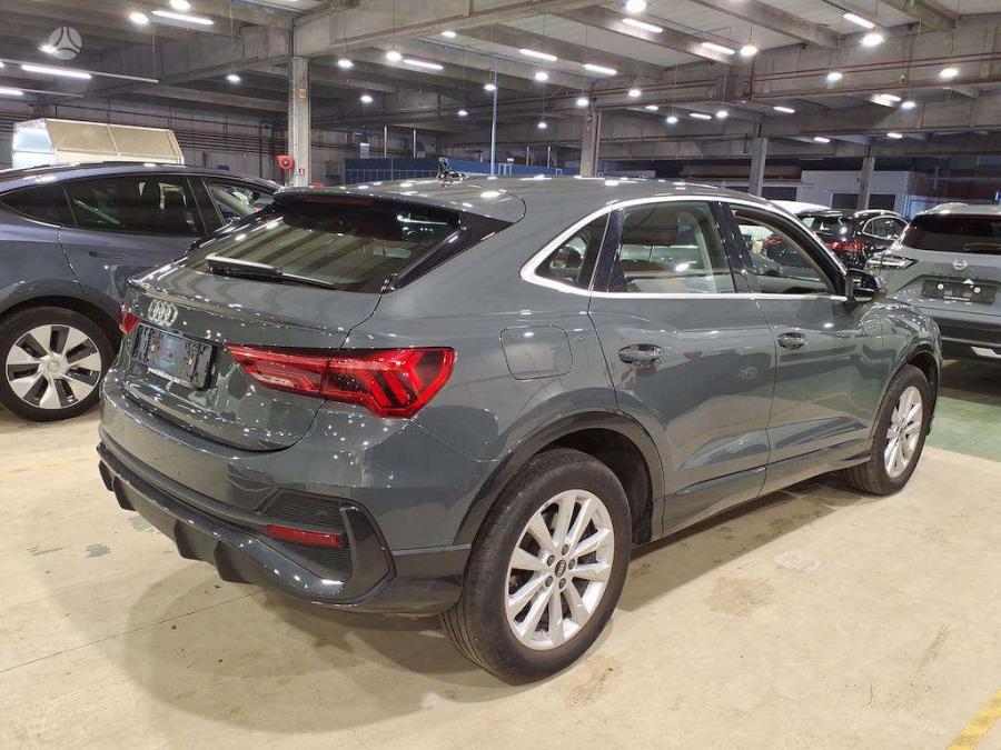 Pelēks Audi Q3 Sportback 2022 Viļņa, ar dzinēja tilpumu 1.40 L un nobraukumu 87 tūkst. km par 27890 €, foto 5 vietnē AUTOMOTO.COM.LV