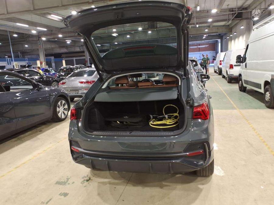 Pelēks Audi Q3 Sportback 2022 Viļņa, ar dzinēja tilpumu 1.40 L un nobraukumu 87 tūkst. km par 27890 €, foto 9 vietnē AUTOMOTO.COM.LV
