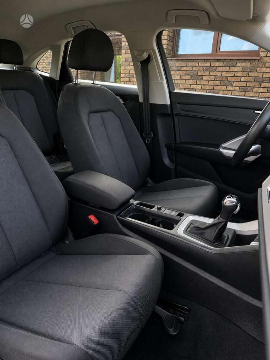 Pelēks Audi Q3 Sportback 2023 Viļņa, ar dzinēja tilpumu 1.50 L un nobraukumu 98 tūkst. km par 27490 €, foto 8 vietnē AUTOMOTO.COM.LV