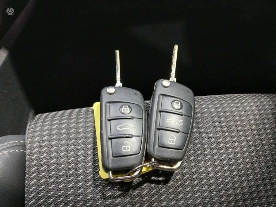 Pelēks Audi Q3 Sportback 2023 Viļņa, ar dzinēja tilpumu 1.50 L un nobraukumu 154 tūkst. km par 27333 €, foto 28 vietnē AUTOMOTO.COM.LV