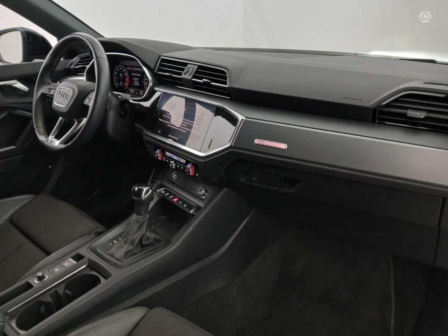 Pelēks Audi Q3 Sportback 2023 Viļņa, ar dzinēja tilpumu 1.50 L un nobraukumu 154 tūkst. km par 27333 €, foto 30 vietnē AUTOMOTO.COM.LV