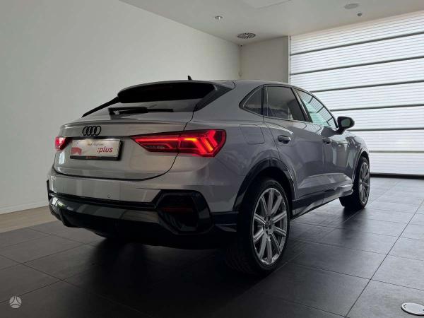 Grey Audi Q3 Sportback 2024 in Kaunas, with an engine capacity of 1.97 L and mileage of 56 thousand km for 37299 €, photo 4 on AUTOMOTO.COM.LV
