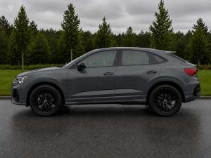 Pelēks Audi Q3 Sportback 2025 Viļņa, ar dzinēja tilpumu 1.50 L un nobraukumu 4 tūkst. km par 36000 €, foto 5 vietnē AUTOMOTO.COM.LV