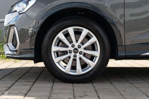 Grey Audi Q3 Sportback 2025 in Vilnius, with an engine capacity of 2.00 L and mileage of 18 thousand km for 39650 €, photo 5 on AUTOMOTO.COM.LV