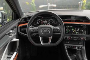 Pelēks Audi Q3 Sportback 2025 Viļņa, ar dzinēja tilpumu 2.00 L un nobraukumu 18 tūkst. km par 39650 €, foto 21 vietnē AUTOMOTO.COM.LV