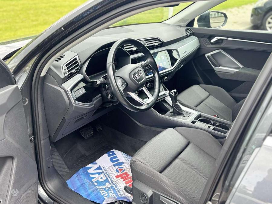 Grey Audi Q3 Sportback 2020 in Kaunas, with an engine capacity of 1.97 L and mileage of 215 thousand km for 21000 €, photo 19 on AUTOMOTO.COM.LV