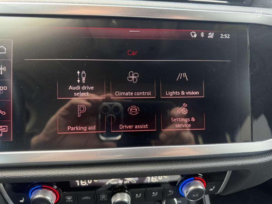 Grey Audi Q3 Sportback 2020 in Kaunas, with an engine capacity of 1.97 L and mileage of 215 thousand km for 21000 €, photo 31 on AUTOMOTO.COM.LV