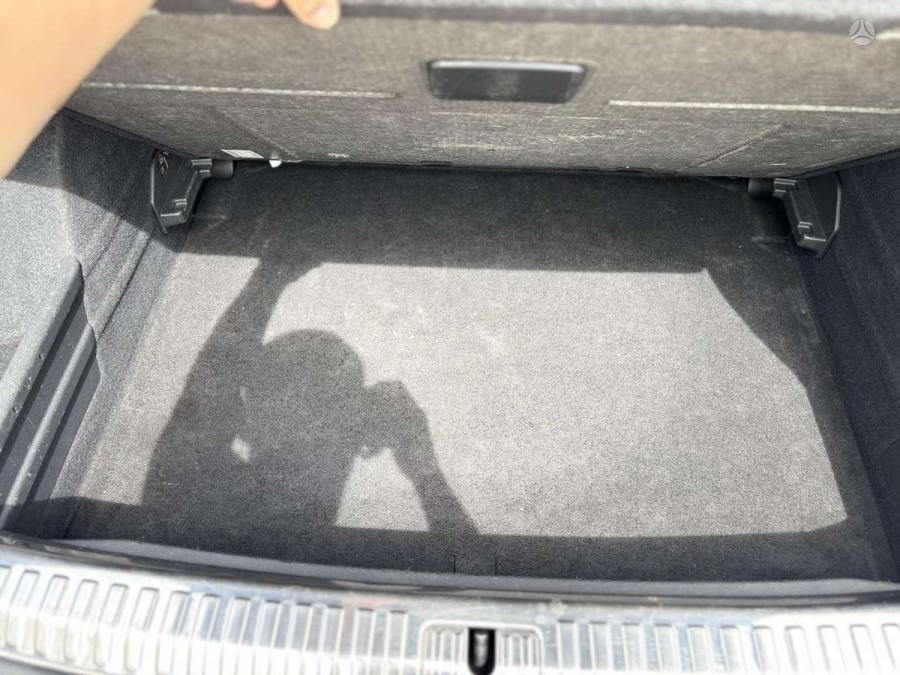Grey Audi Q3 Sportback 2020 in Kaunas, with an engine capacity of 1.97 L and mileage of 215 thousand km for 21000 €, photo 40 on AUTOMOTO.COM.LV