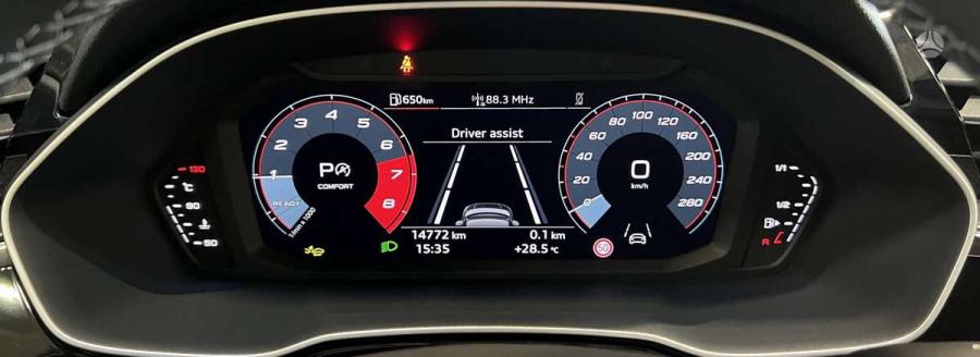 Sarkans Audi Q3 Sportback 2024 Kauņa, ar dzinēja tilpumu 1.50 L un nobraukumu 15 tūkst. km par 33500 €, foto 5 vietnē AUTOMOTO.COM.LV