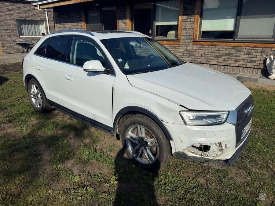 Balts Audi Q3 Sportback 2015 Kauņa, ar dzinēja tilpumu 2.00 L un nobraukumu 141 tūkst. km par 7990 €, foto 8 vietnē AUTOMOTO.COM.LV