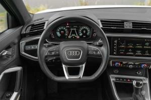 Balts Audi Q3 Sportback 2024 Viļņa, ar dzinēja tilpumu 1.50 L un nobraukumu 8 tūkst. km par 40000 €, foto 8 vietnē AUTOMOTO.COM.LV
