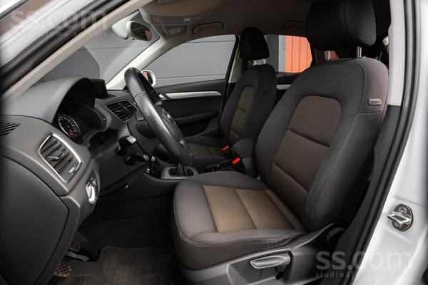 White Audi Q3 2012 in Jelgava, with an engine capacity of 2.00 L and mileage of 0 thousand km for 10300 €, photo 7 on AUTOMOTO.COM.LV