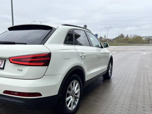White Audi Q3 2012 in Rezekne, with an engine capacity of 2.00 L and mileage of 238 thousand km for 10200 €, photo 5 on AUTOMOTO.COM.LV