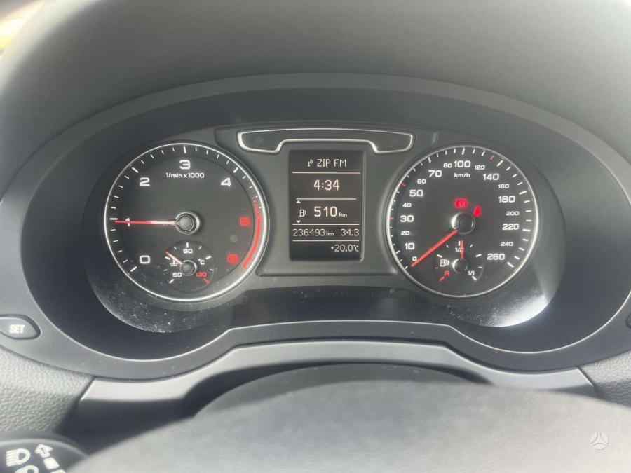 White Audi Q3 2012 in Taurage, with an engine capacity of 1.97 L and mileage of 236 thousand km for 8300 €, photo 19 on AUTOMOTO.COM.LV