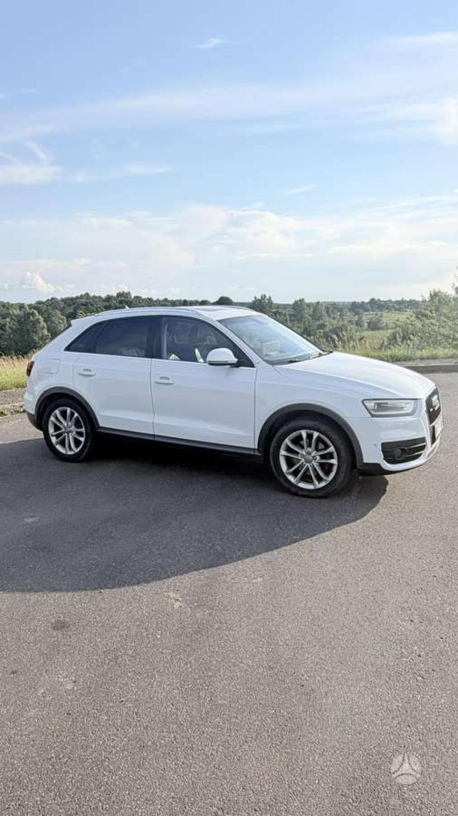 White Audi Q3 2012 in Vilnius, with an engine capacity of 1.97 L and mileage of 297 thousand km for 12000 €, photo 6 on AUTOMOTO.COM.LV