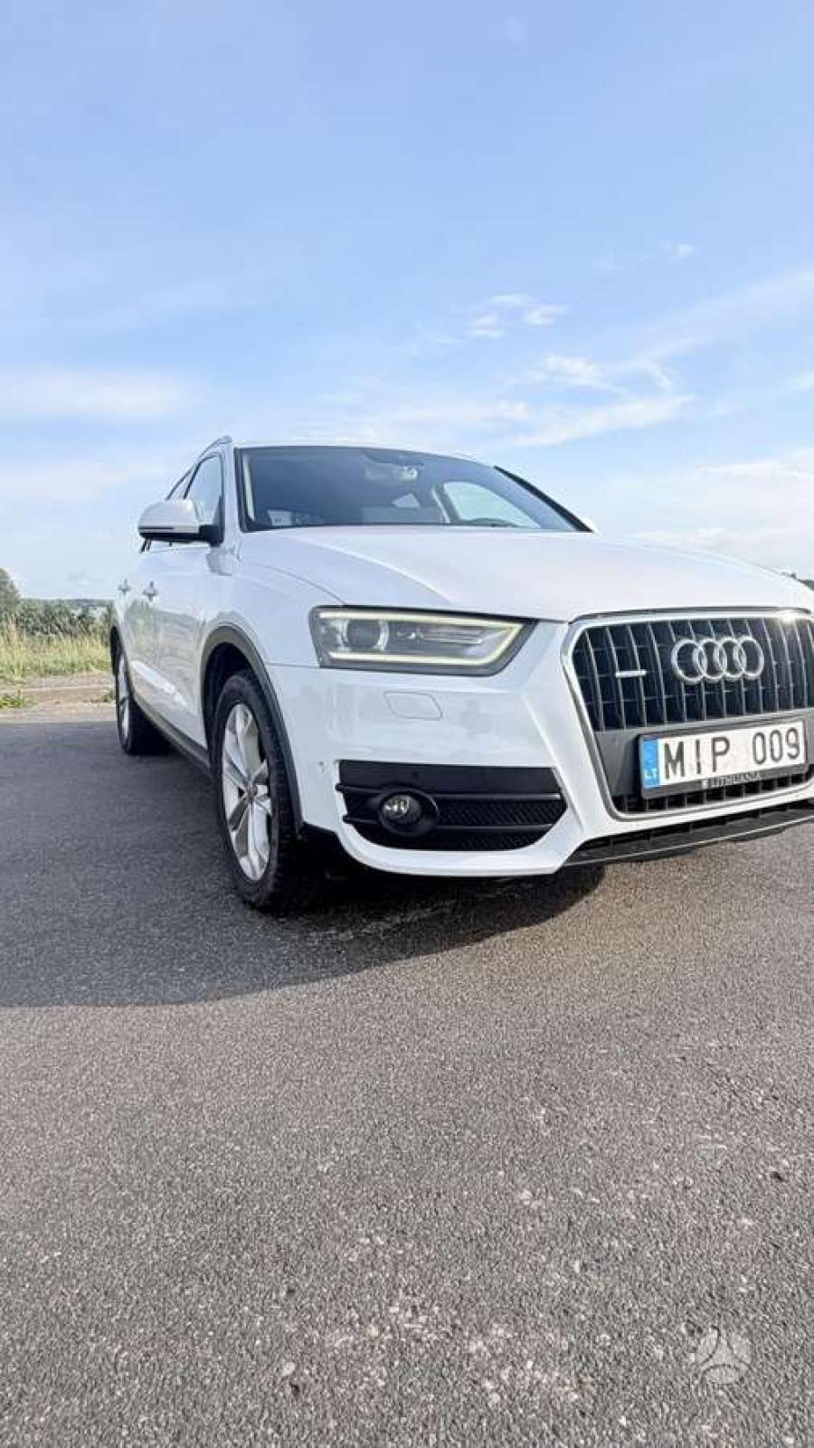 White Audi Q3 2012 in Vilnius, with an engine capacity of 1.97 L and mileage of 297 thousand km for 12000 €, photo 16 on AUTOMOTO.COM.LV
