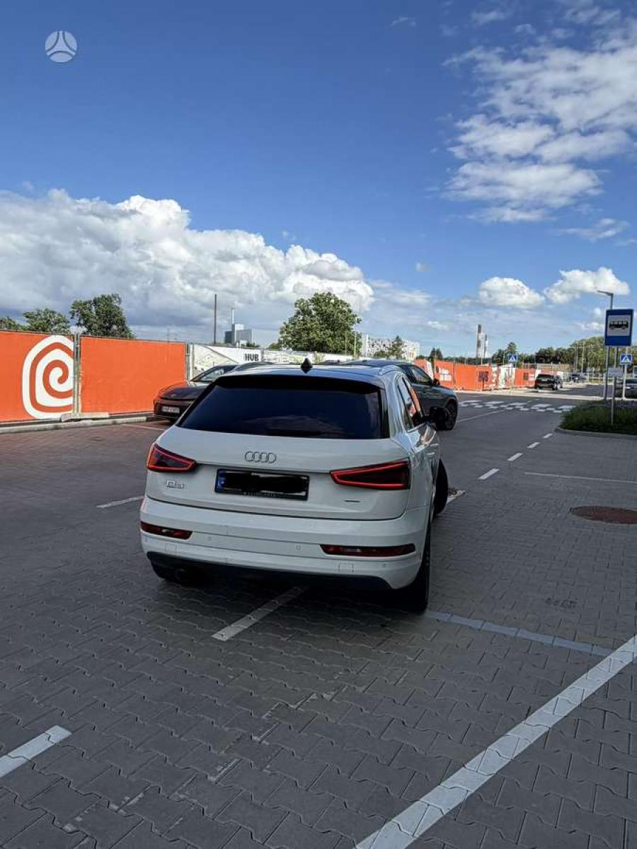 White Audi Q3 2012 in Kaunas, with an engine capacity of 1.97 L and mileage of 320 thousand km for 9900 €, photo 5 on AUTOMOTO.COM.LV