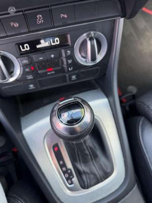 White Audi Q3 2012 in Kaunas, with an engine capacity of 1.97 L and mileage of 320 thousand km for 9900 €, photo 12 on AUTOMOTO.COM.LV