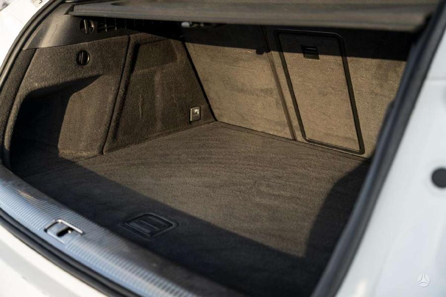 Белый Ауди Ку3 2013 в Вильнюс, объемом двигателя 1.97 л и пробегом 250 тыс. км за 11500 €, фото 16 на AUTOMOTO.COM.LV