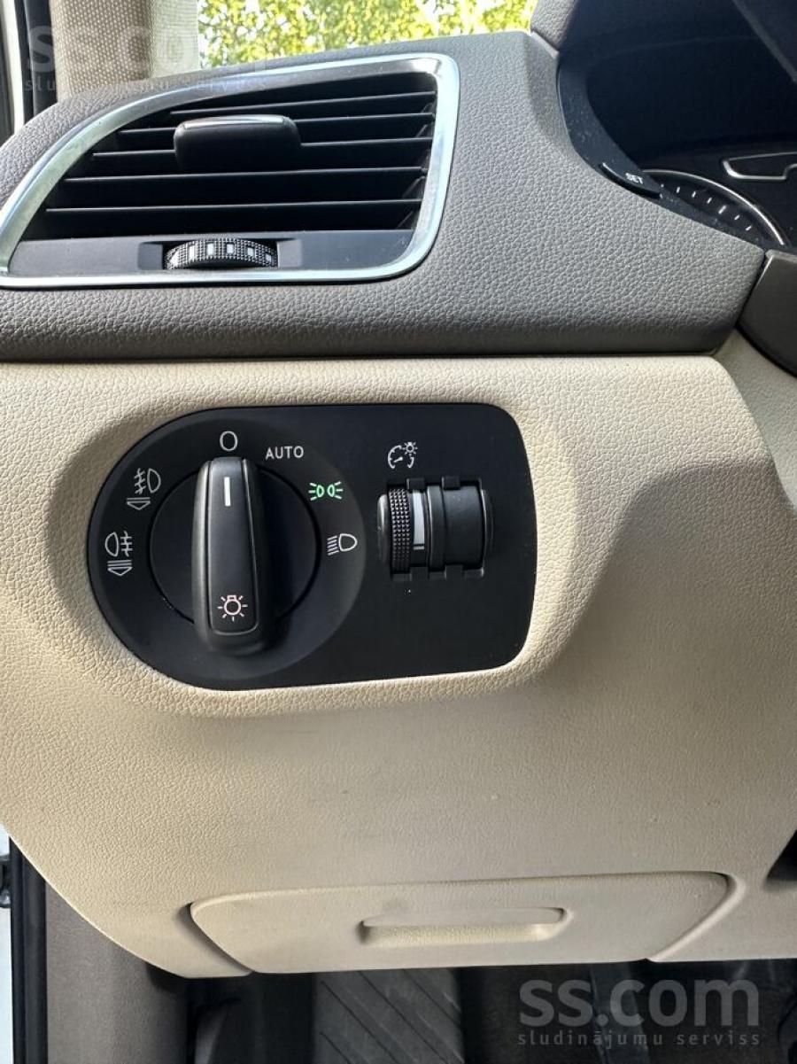Balts Audi Q3 2013 Cēsis, ar dzinēja tilpumu 2.00 L un nobraukumu 0 tūkst. km par 9200 €, foto 19 vietnē AUTOMOTO.COM.LV