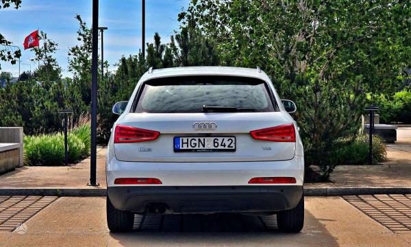 Audi Q3 2013 Viļņa vietnē Balts Audi Q3 2013 Viļņa, ar dzinēja tilpumu 1.97 L un nobraukumu 129 tūkst. km par 7990 €, foto 7 vietnē AUTOMOTO.COM.LV