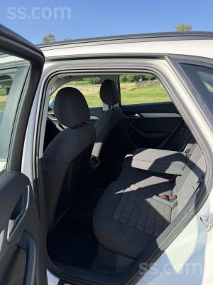 White Audi Q3 2014 in Aizkraukle, with an engine capacity of 2.00 L and mileage of 212 thousand km for 10870 €, photo 13 on AUTOMOTO.COM.LV