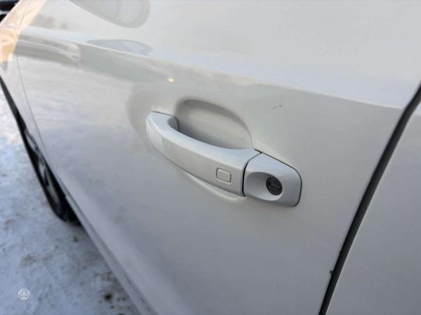 Balts Audi Q3 2015 Panevēža, ar dzinēja tilpumu 1.98 L un nobraukumu 187 tūkst. km par 10500 €, foto 11 vietnē AUTOMOTO.COM.LV