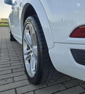 White Audi Q3 2015 in Panevezys, with an engine capacity of 1.97 L and mileage of 196 thousand km for 13250 €, photo 37 on AUTOMOTO.COM.LV
