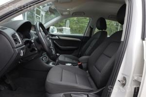 White Audi Q3 2015 in Riga, with an engine capacity of 2.00 L and mileage of 295 thousand km for 9995 €, photo 11 on AUTOMOTO.COM.LV