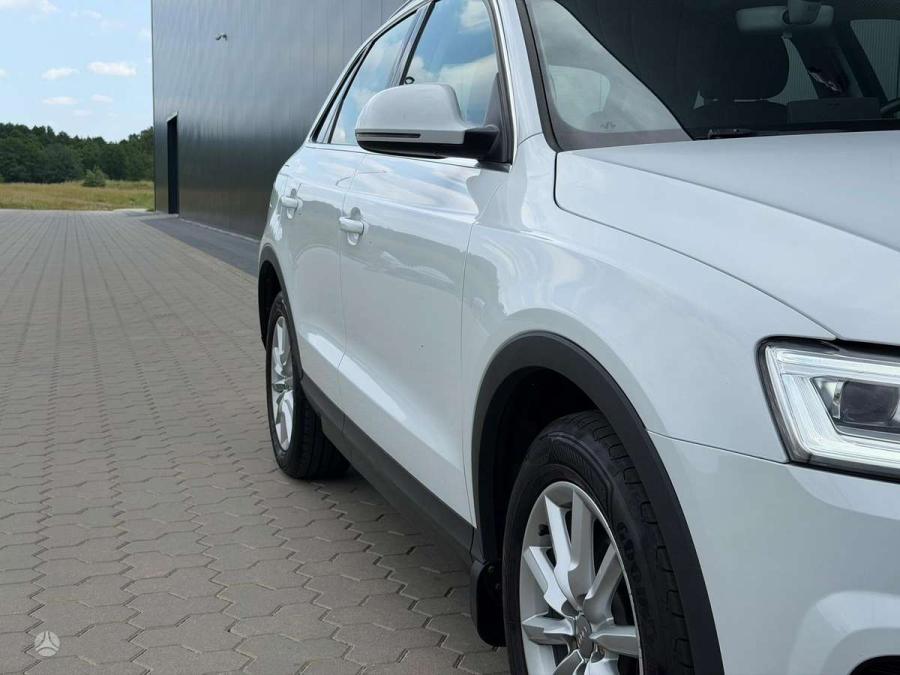 White Audi Q3 2016 in Vilnius, with an engine capacity of 1.97 L and mileage of 258 thousand km for 13600 €, photo 12 on AUTOMOTO.COM.LV