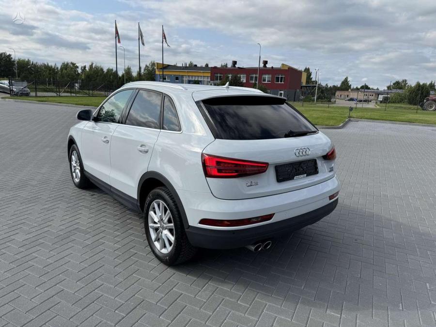 Balts Audi Q3 2016 Telšiai, ar dzinēja tilpumu 1.97 L un nobraukumu 240 tūkst. km par 10999 €, foto 5 vietnē AUTOMOTO.COM.LV