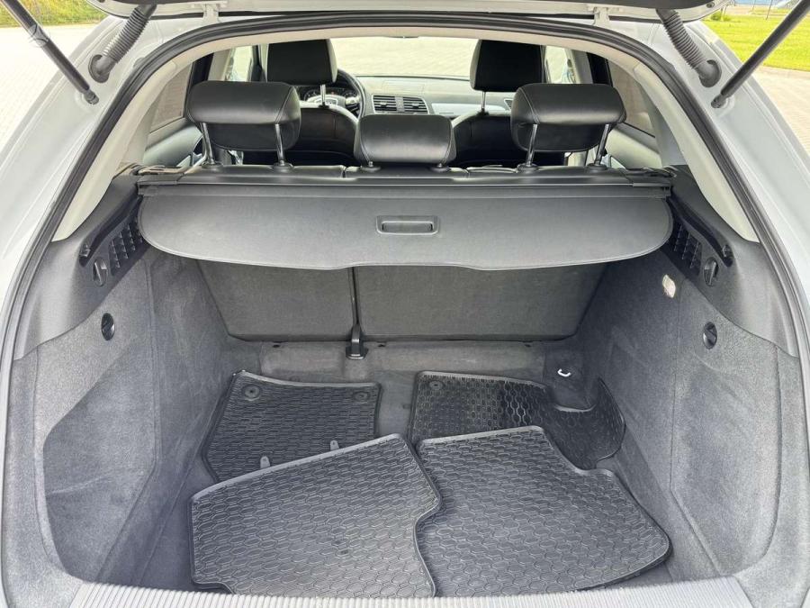 Balts Audi Q3 2016 Telšiai, ar dzinēja tilpumu 1.97 L un nobraukumu 240 tūkst. km par 10999 €, foto 22 vietnē AUTOMOTO.COM.LV